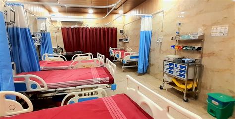 Grid Layout Templates Sanjay Fracture Clinic Gorakhpur