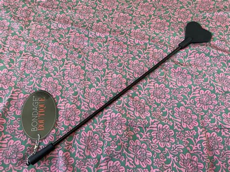 Bondage Boutique Skip A Beat Riding Crop Review [tried And Tested]