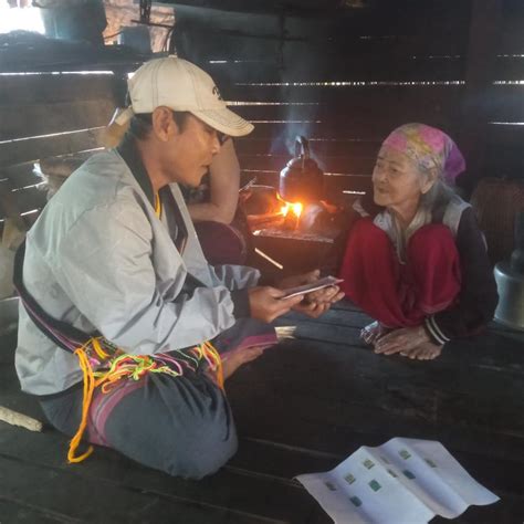 ပိုင်ကျုံမြို့၌ အသက် ၈၅ နှစ်အထက် သက်ကြီးဘိုးဘွားများအား လူမှုရေးပင်စင်ထောက်ပံ့ငွေများ လက်ဝယ