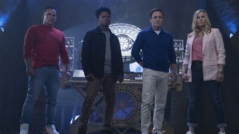 Netflix S Mighty Morphin Power Rangers Reunion Features A Tribute To