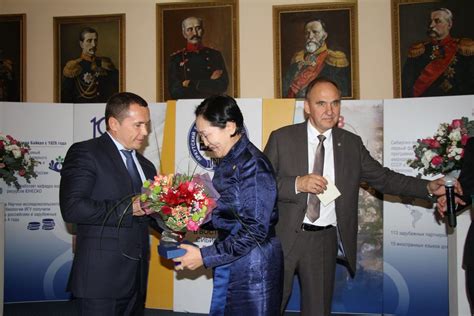 Ц Цогзолмаа сайд Эрхүүгийн их сургуулийн Хүндэт профессор боллоо