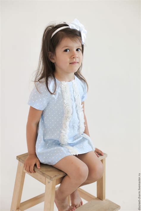 Хлопковое детское платье, голубое в белый горох, с кружевными лентами в ...