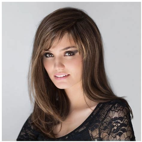 Perruque Synthétique Carrie à La Coupe Longue De La Collection Perucci