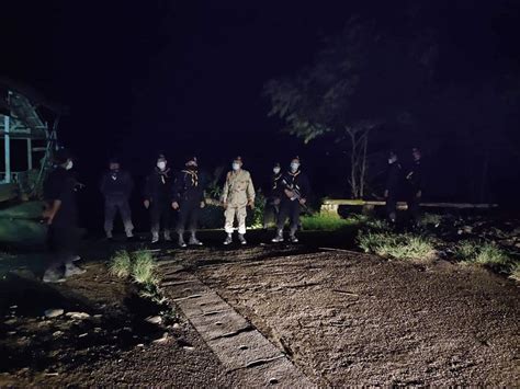 Dvb တရားမဝင်မြန်မာများ စီးလာသည့်ယာဉ် တိုက်မှုကြောင့် ထိုင်းရဲ ၁ ဦးနှင့် ၄ ဦး ဒဏ်ရာရ