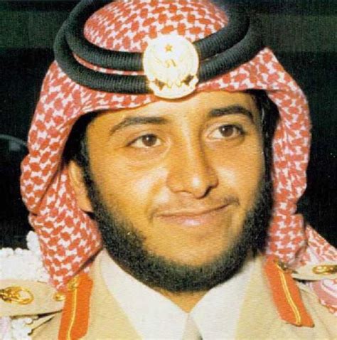 سلطان بن زايد صور تحكي تاريخا