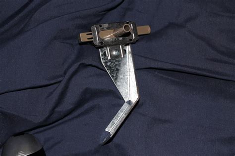 Th 400 Kickdown Switch Bracket Drivetrain Tech First Generation