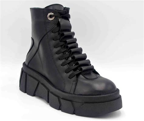 Черни дамски боти Molly Estella Shoes