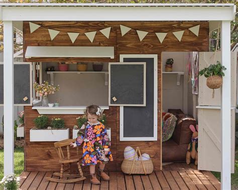 Outdoor Cubby House For Autumn And Winter Creative Ideas For Play