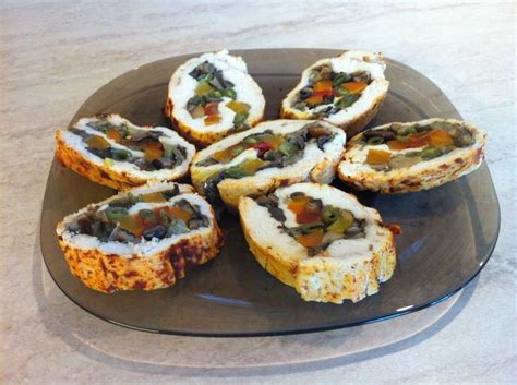 Куриный рулет с начинкой Мамулины рецепты Блюда на завтрак Идеи для блюд Идеи для завтрака