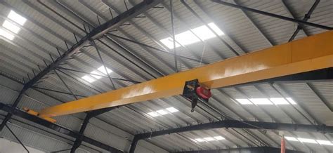 30 mtr span Single Girder EOT Cranes at 30000 piece सगल गरडर