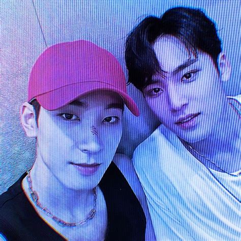 Pin By Anso On Kpop Blue Aesthetic Meanie Seventeen