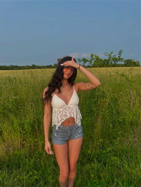 Hailey Nicole Haileynicole • Instagram Photos And Videos