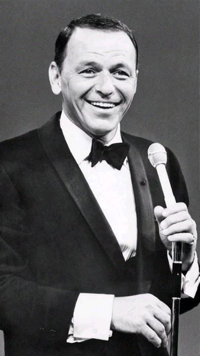 Икона музыки Фрэнк Синатра Music Icon Ícono De La Música Frank Sinatra Shorts Hollywood