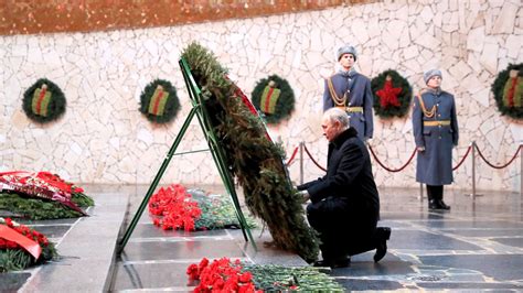 Путин Пак ќе се бориме против германските тенкови Независен Весник