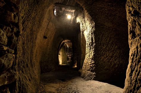 საოცარი და იდუმალი სამყარო გილმერტონის გამოქვაბულის საიდუმლო