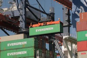 Ensuring Safety When Unloading A Container Best Practices And Techniques Cervin Top Model