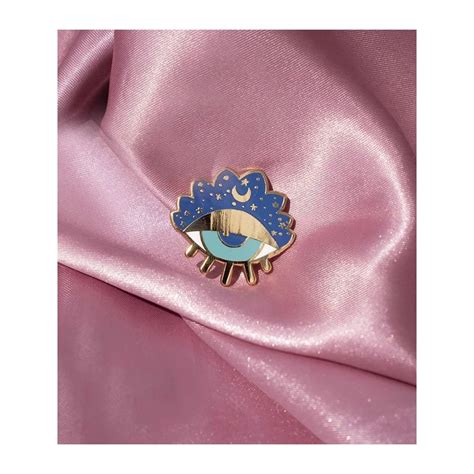 Pins Oeil Mystique Malicieuse Sous Les étoiles Exactement