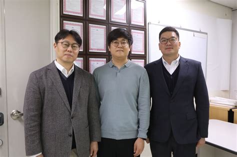 韓 연구진 세계 신기록 깼다”페로브스카이트 태양전지 최고효율 1824 헤럴드경제