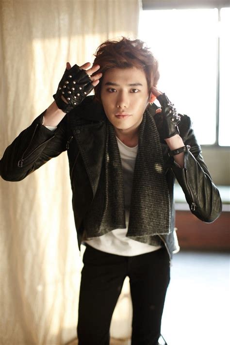 How Tall Is Lee Jong Suk In Feet Oppa Kim Woo Bin Fandom