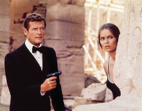 James Bond Roger Moore Wallpapers 13 Images Wallpapercat