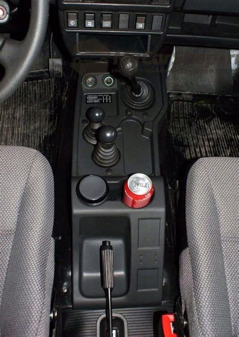 Тоннель с подстаканниками Нива тюнинг купить в Москве цена 900 руб дата размещения 01 09