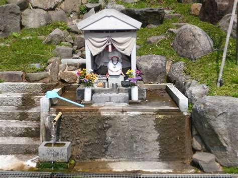 北河内のいぼ地蔵 公式能登町観光ガイド 能登半島石川県能登町観光ポータルサイト