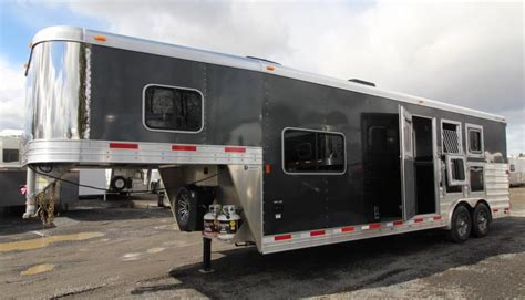 New 2019 Exiss Endeavor 8310 10 Short Wall Living Quarters 3 Horse