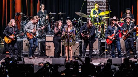 Former Allman Brothers Band Members Honor Dickey Betts In Macon
