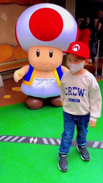 后面蘑菇很抢镜 日本 大阪 环球影城 马里奥 Japan Osaka Usj Supermario Youtube