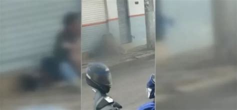 V Deo Mostra Casal Fazendo Sexo Em Plena Luz Do Dia Em Avenida E Sendo Detido Veja