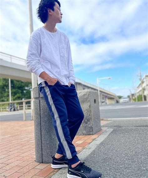 Fila（フィラ）の「fila フィラ ブランド ロゴ ライン入り ジャージ ジョガーパンツ トラックパンツ（その他パンツ）」 Wear