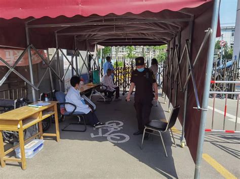 齐鲁医学院防疫科研两手抓 解决困扰科研瓶颈问题 山东大学齐鲁医学院