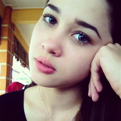 Emma Maembong Dan Keluarga Gambar Emma Maembong