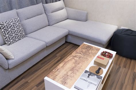 I2 Sdf Intrinsic Indoor Scene Reconstruction And Editing Via Raytracing In Neural Sdfs