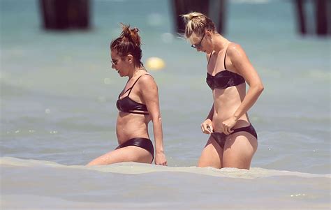Maria Sharapova Bikini Photos 2014 In Cancun 32 GotCeleb