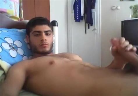 Straight Turkish Guy Wanking On Cam Video Thisvid Com