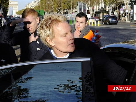 Ex Abercrombie Ceo Michael Jeffries Indicted Arrested For Sex Trafficking