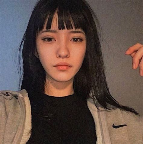 9 Ideas De Cazzu Peinados Con Flequillo Look De Cabello Cortes De Pelo