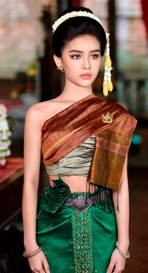 Traditional Costume Of Khmer Apsor Cambodian 🇰🇭 Traditional Outfits