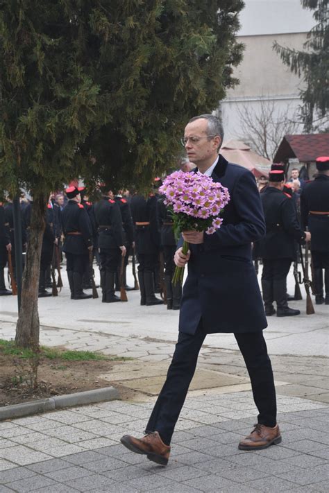 Онлайн вестник Струма Общество Кметът на Благоевград Методи Байкушев навръх 3 март Нека