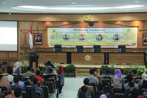Optimising Geospatial Information Universitas Gadjah Mada