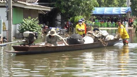 Photo Gallery เขื่อนอุบลรัตน์น้ำล้น 132 ท่วมหนัก 5 หมู่บ้าน กระทบ 1 700 คน