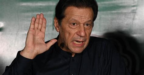 السجن 14 عاما لعمران خان وزوجته غداة حكم بحبسه 10 سنوات اندبندنت عربية