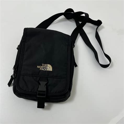 노스페이스 미니 크로스 백 후루츠패밀리
