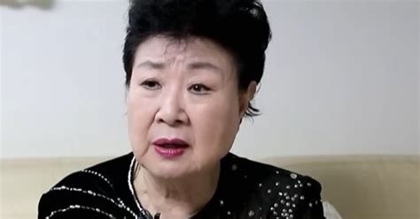 밤안개 가수 현미 별세 자택서 쓰러진 채 발견…향년 85세