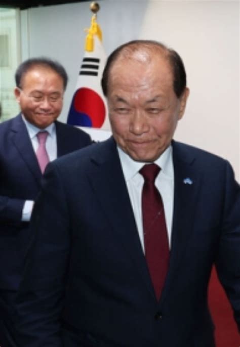 국민의 힘 비쥬얼도 심각하네 정치시사 에펨코리아