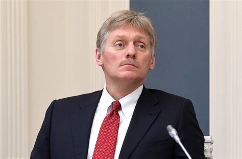 Песков посоветовал читать доктрину РФ в ответ на вопрос о применении ядерного оружия