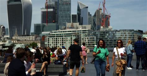 Household Wealth Optimism Collapses Global Survey Shows R Economy