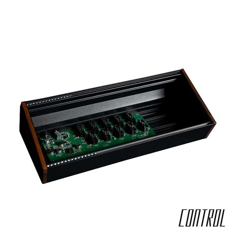 Moog 60hp Eurorack Case Powered Reverb Uk