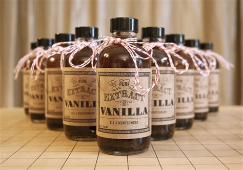 Homemade Vanilla Extract Recipe Vanilla Extract Bottle Vanilla